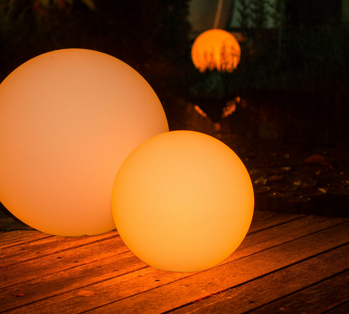 LED Leuchtkugel | DESSAIVE Selected